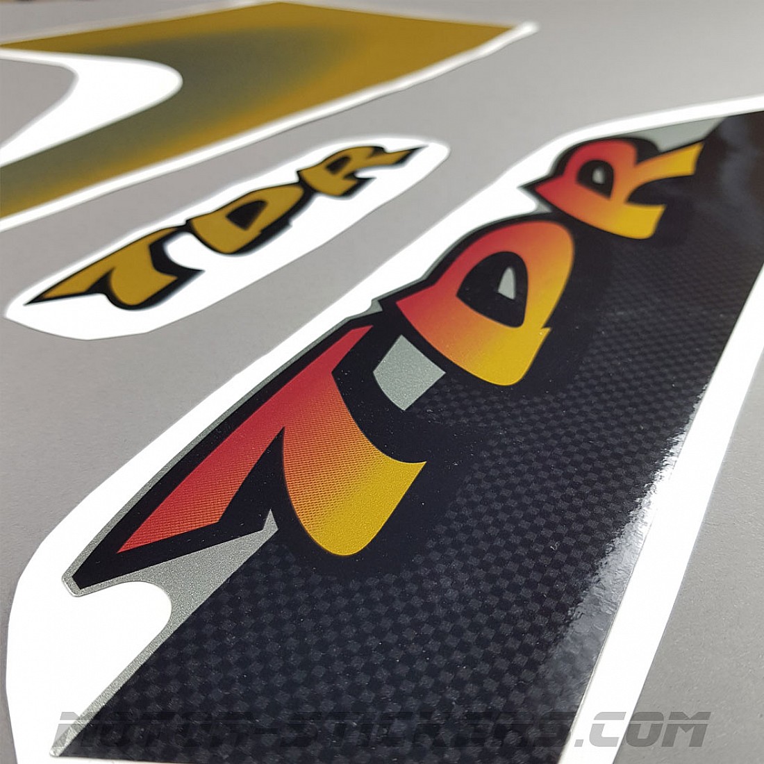 Yamaha TDR 125 2000 decals