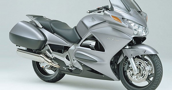 Honda ST 1300 Pan European 2002 decals