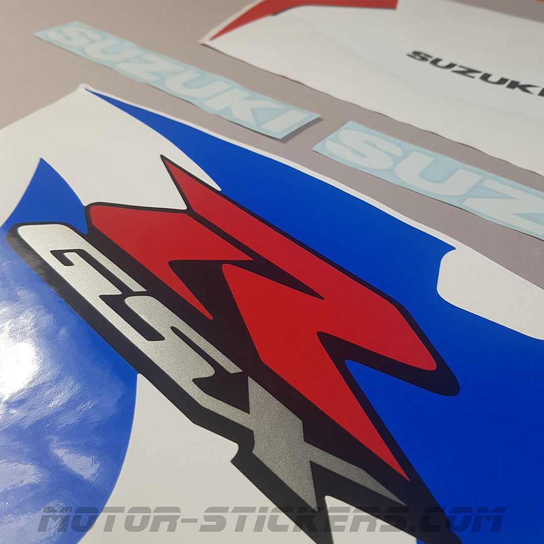Suzuki GSX-R 750 2000 decals